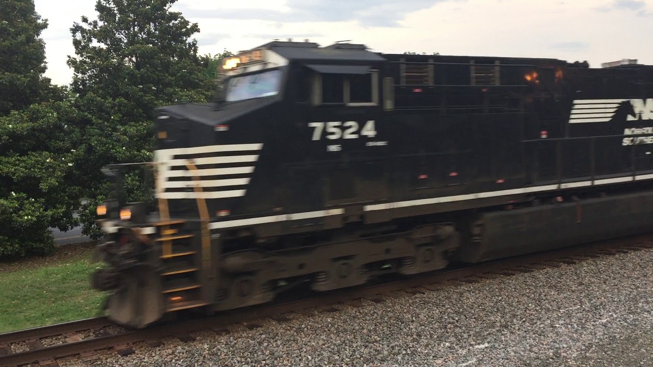 NS 7524 Leads NS 154 Thru Norcross, GA - YouTube