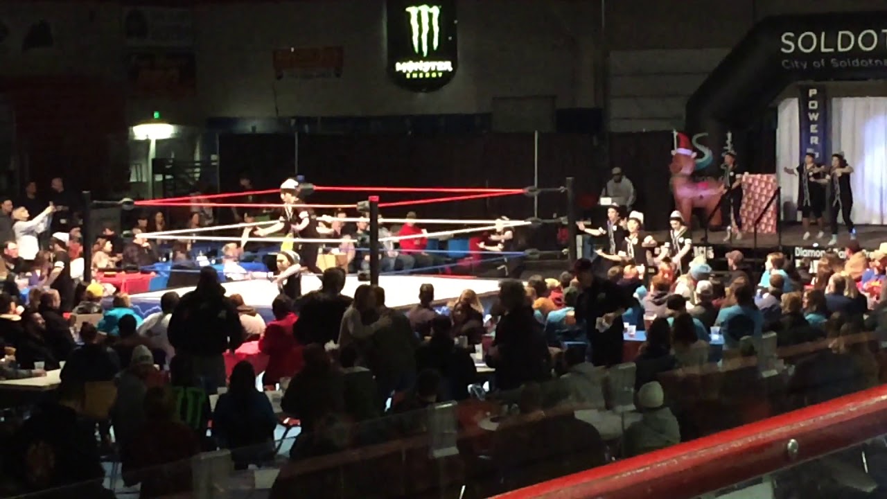 Diamond dance project at sports Center in Soldotna AK was lit!! - YouTube