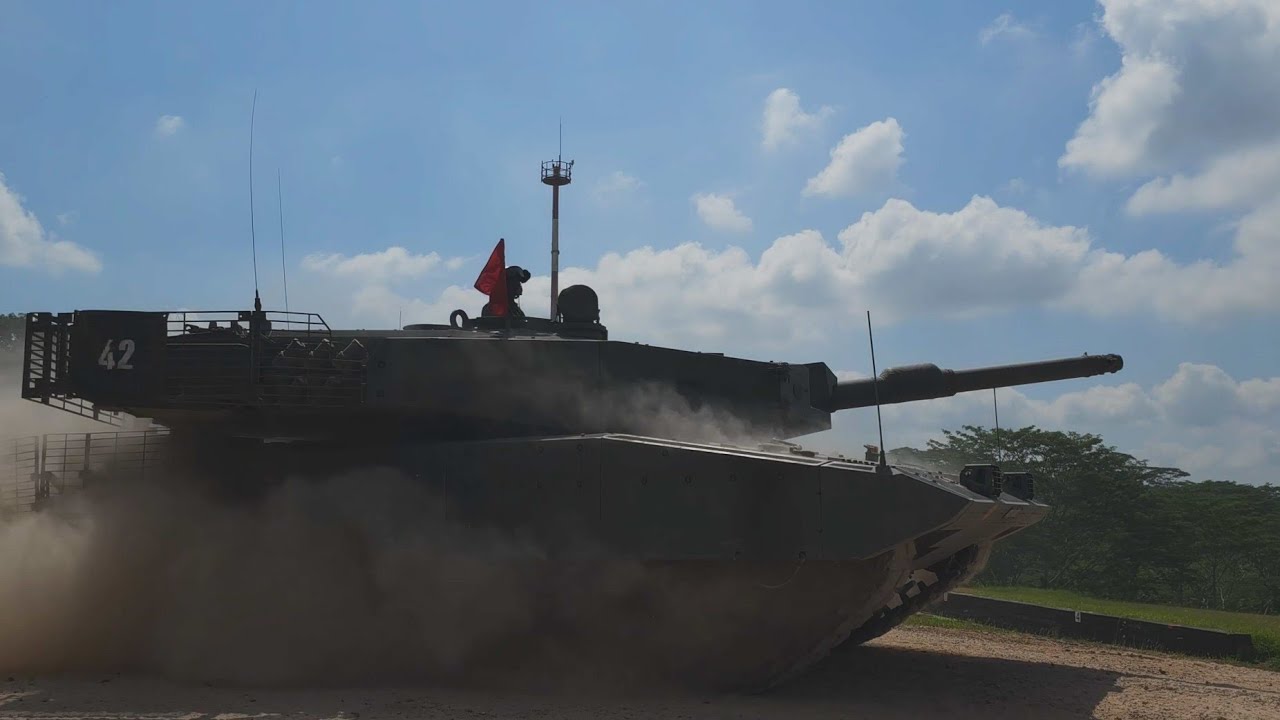 SAF Army Visit 2023, Sungei Gedong Camp – Firepower Demonstration - YouTube