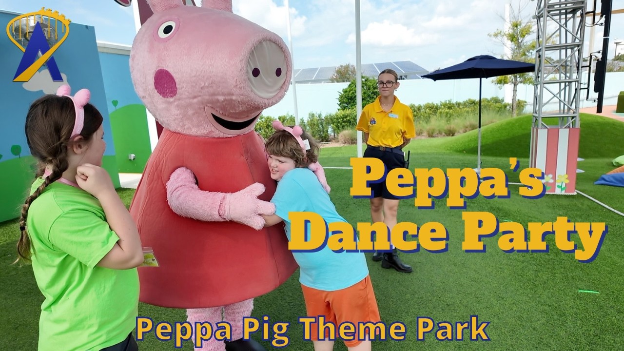 Peppa Pig's Dance Party at Peppa Pig Theme Park - YouTube