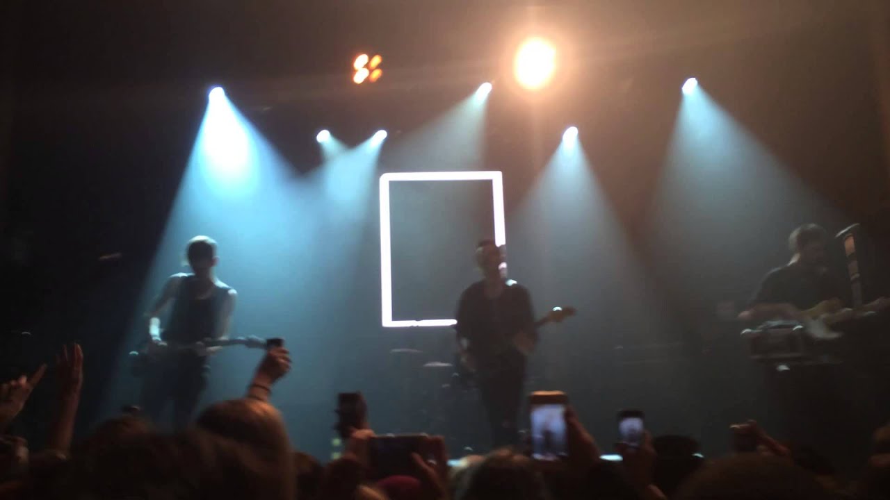 Heart Out The 1975 Webster Hall - YouTube