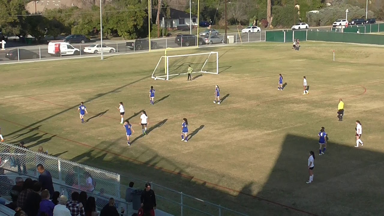 Fowler Redcats vs Caruthers Blue Raiders 1st Half - YouTube