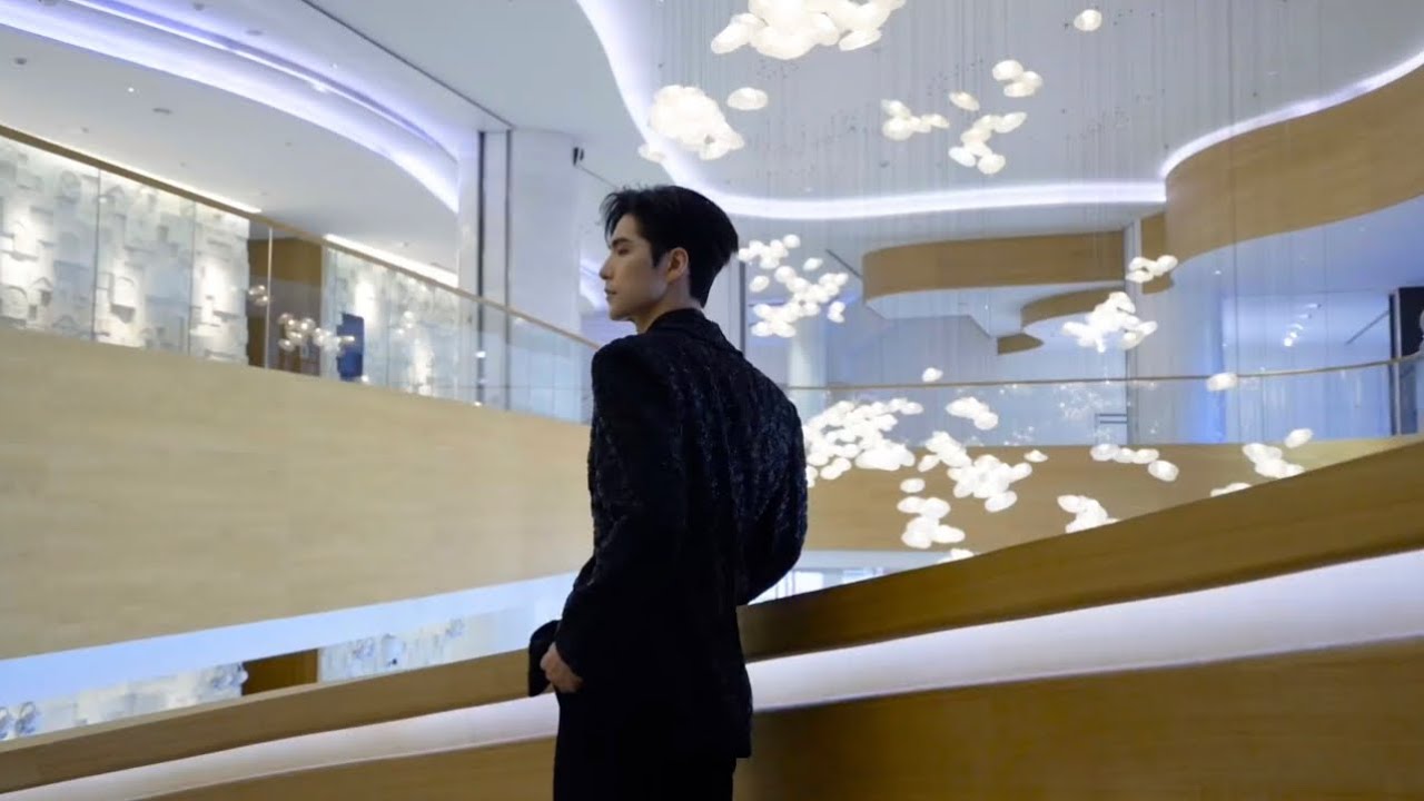 【阿云嘎/Ayanga】西安演出AYG小剧场图频 + 粉丝花篮 AYG Studio's video and photos + flower ...