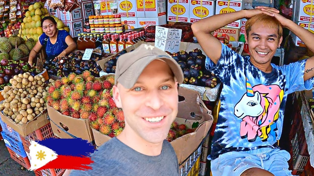 These Tropical Fruit Vendors Kept Me Entertained! Philippines 🇵🇭 - YouTube
