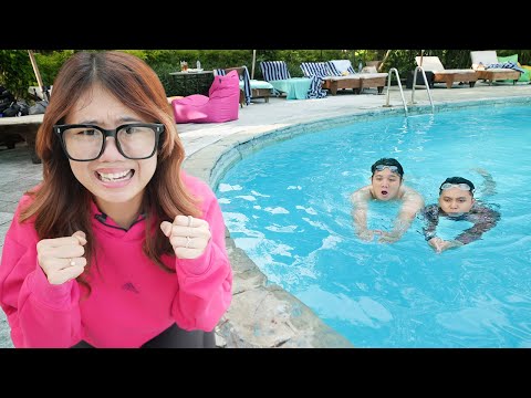 MEREKA DIAM-DIAM BERENANG DI HOTEL!!