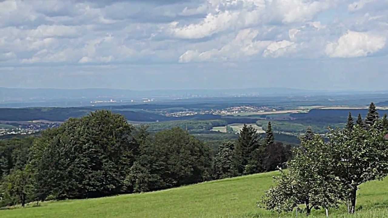 UNTERWEGS in Neunkirchen im Odenwald mit skyline Blick auf Frankfurt am ...