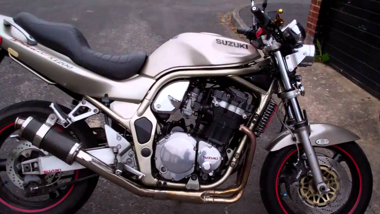 My Bandit 1200 Street fighter Walkround with a flip - YouTube