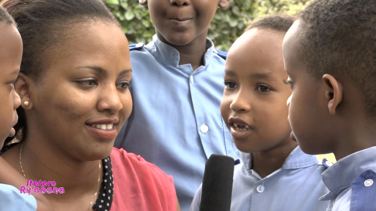 Itetero ry'abana St Joseph - YouTube