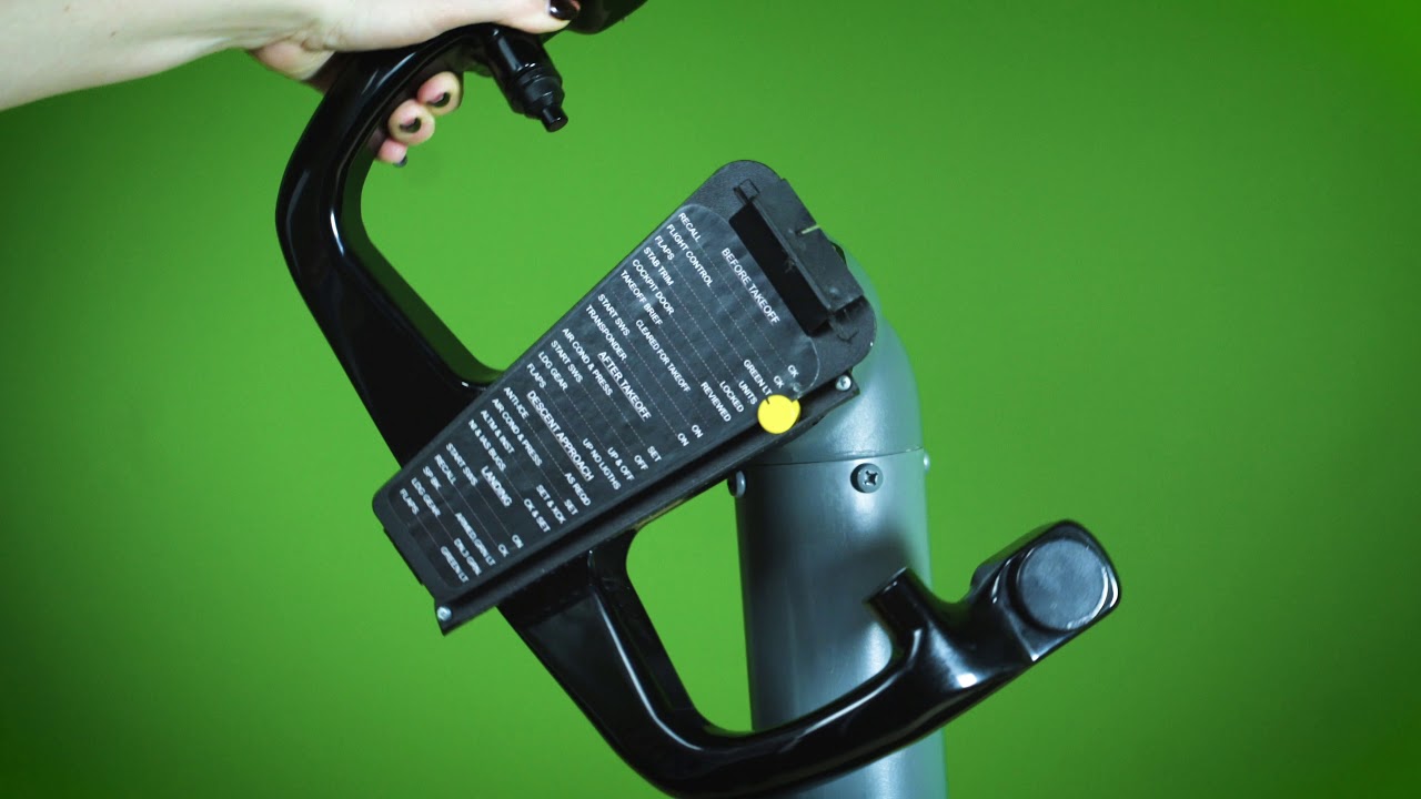 Dual linked motorized Boeing 737 yokes for home cockpit - YouTube