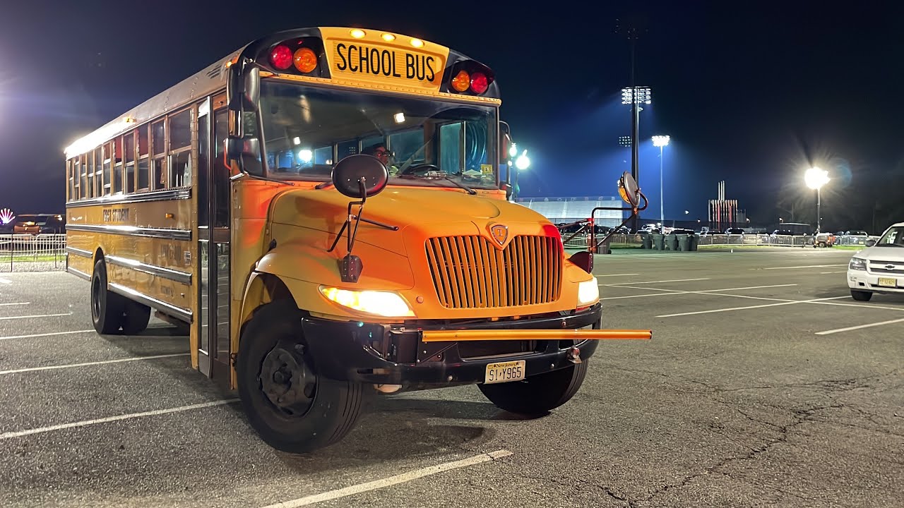 2011 IC CE Maxxforce 7 Ride Along - First Student Bus 142 - YouTube