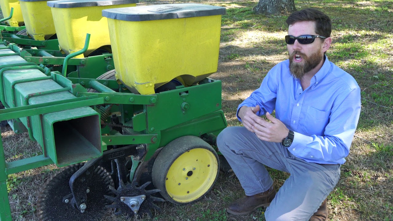 Terminating and Managing Cover Crops for Cotton Production - YouTube