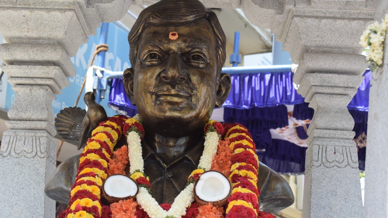 Dr.RajKumar 91st Birthday Celebration in Bengaluru - YouTube