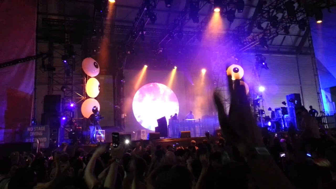 APOLLO Hardwell @Stereosonic 2013 - YouTube