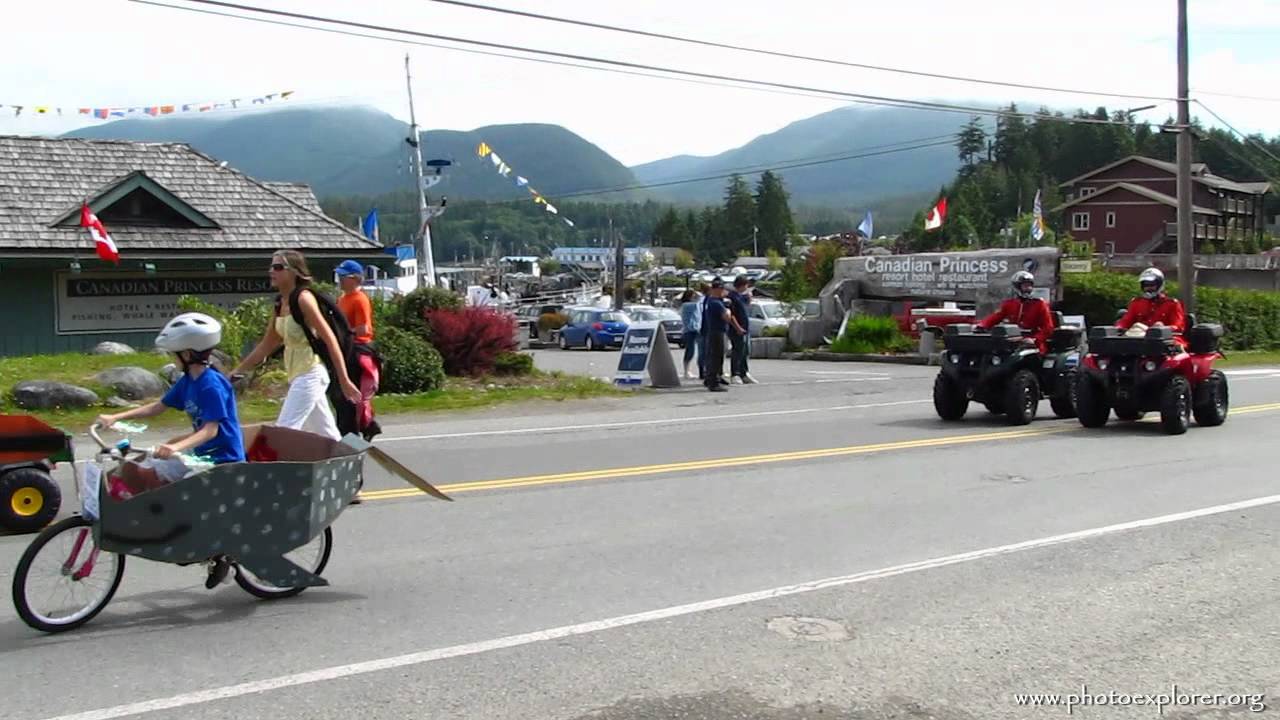 Ucluelet Ukee Days 2011 Parade - YouTube