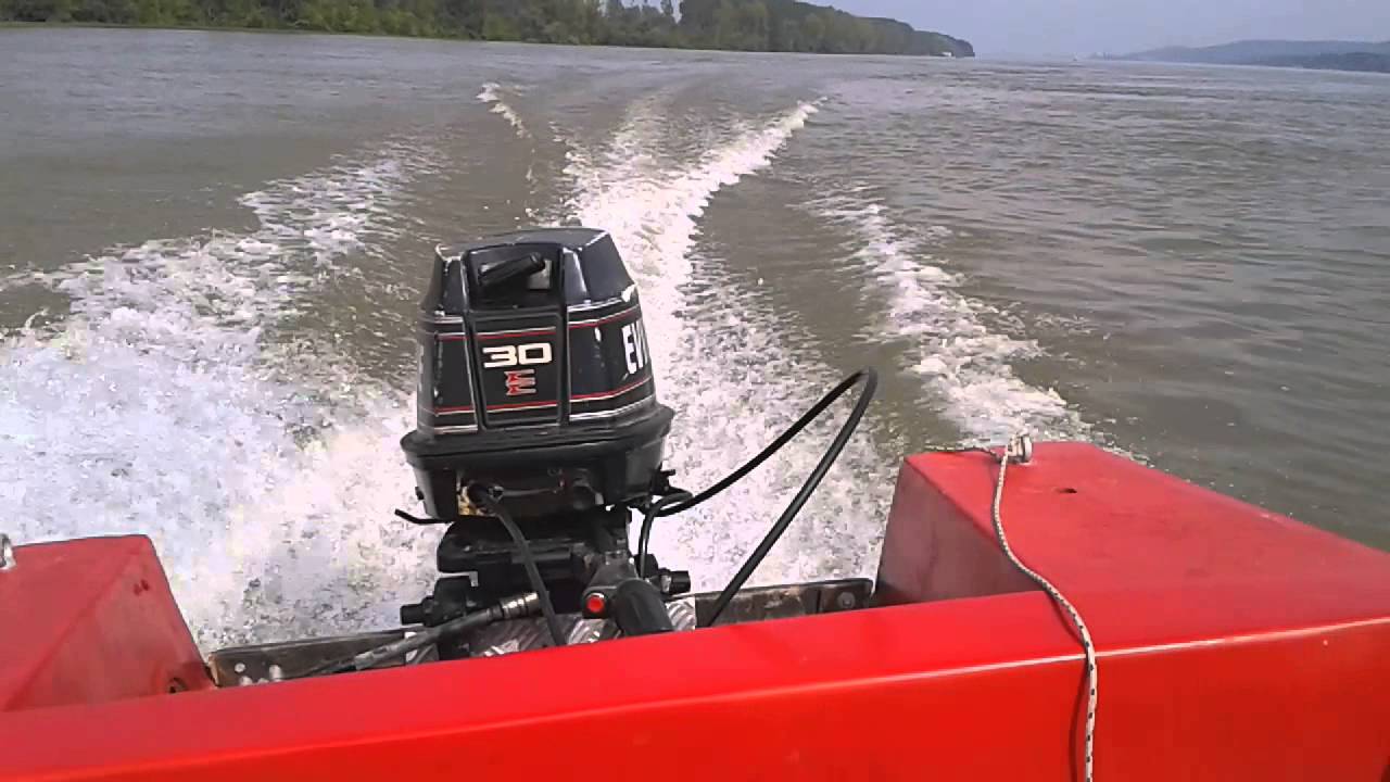 Elan 402 gt with Evinrude 30 hp - YouTube