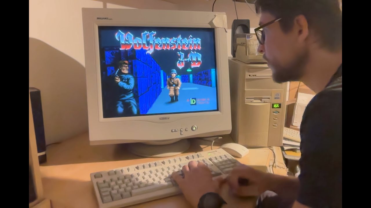 Playing Wolfenstein 3D (1992) for the first time in 2024 (MS DOS WIN 95 ...