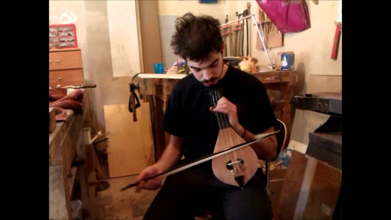 Κρητική ΛΥΡΑ Εργαστηρίου Πέτρου ΖΑΡΑΝΗ - YouTube