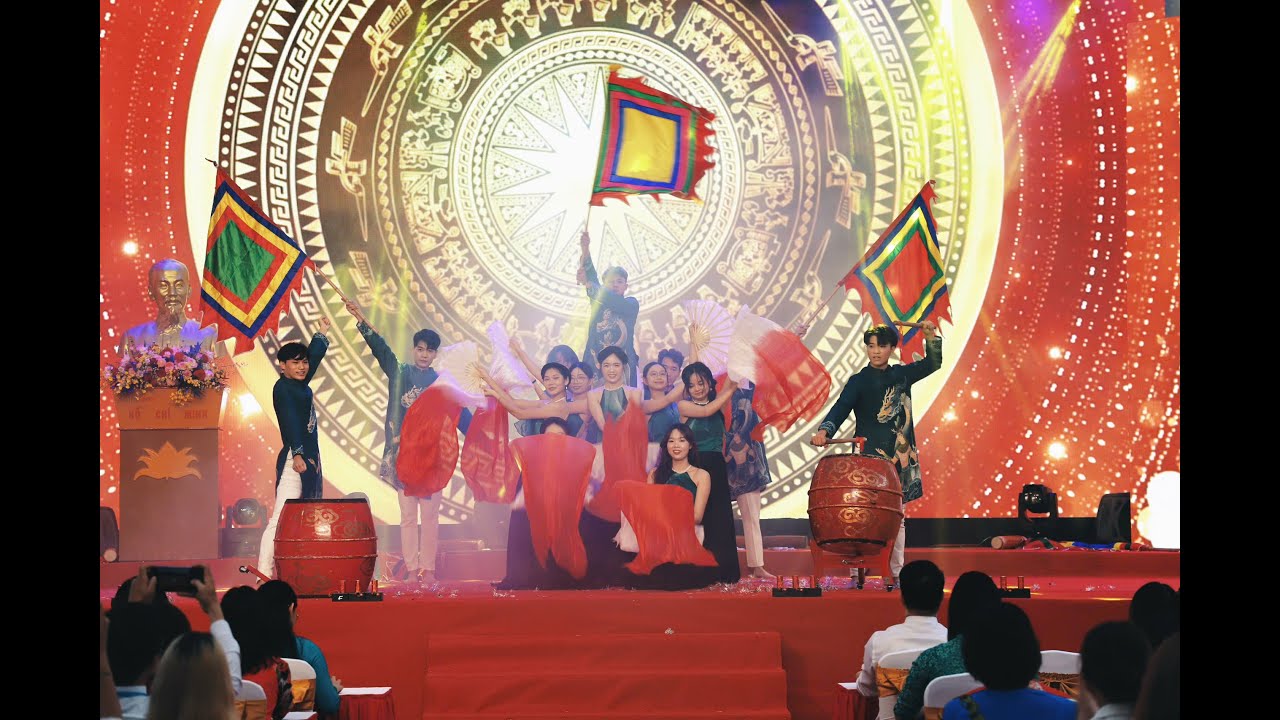 TRỐNG CƠM ( ATVNTG ) múa + nhảy - Khai giảng Học viện phụ nữ Việt Nam ...