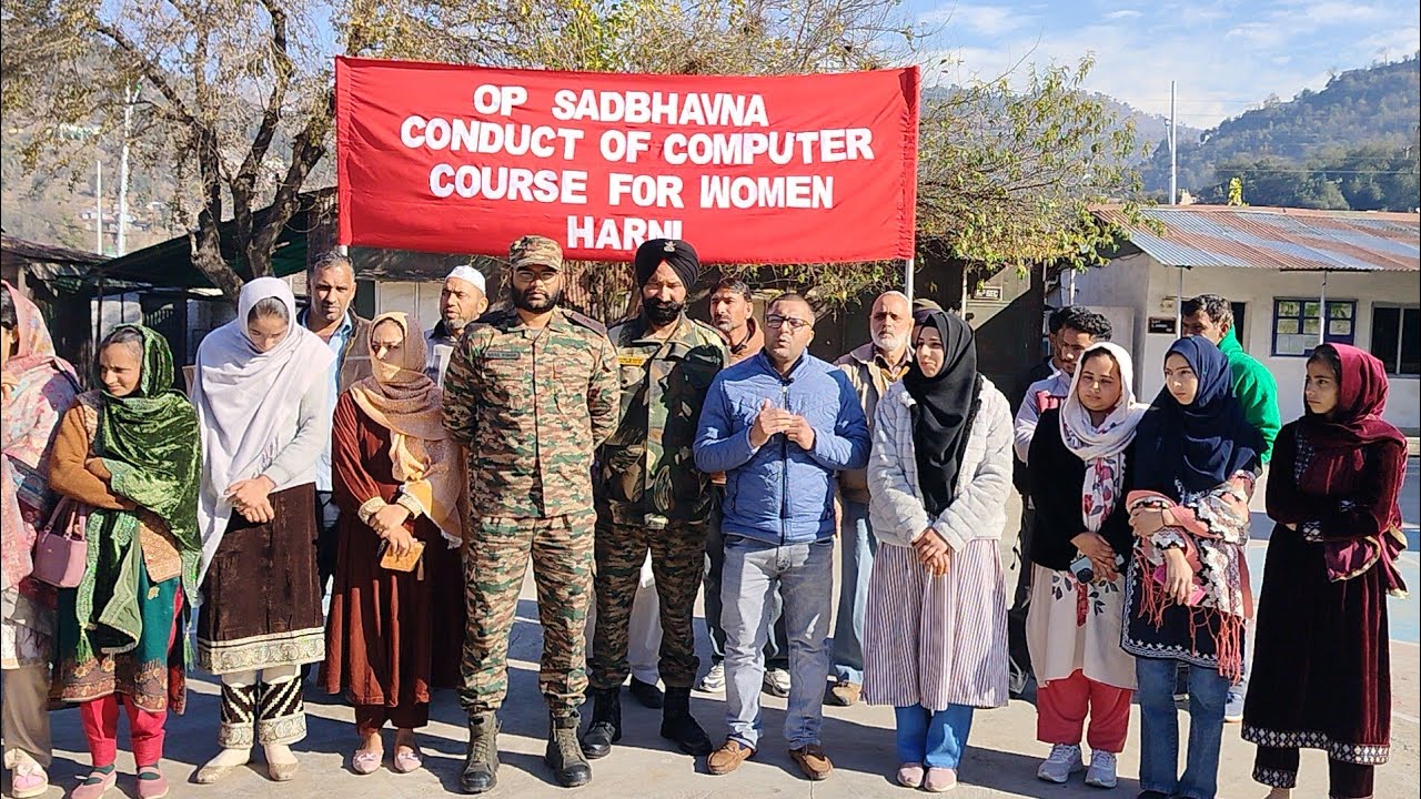 INDIAN ARMY CONDUCTS BASIC COMPUTER COURSE FOR WOMEN IN HARNI Sub ...