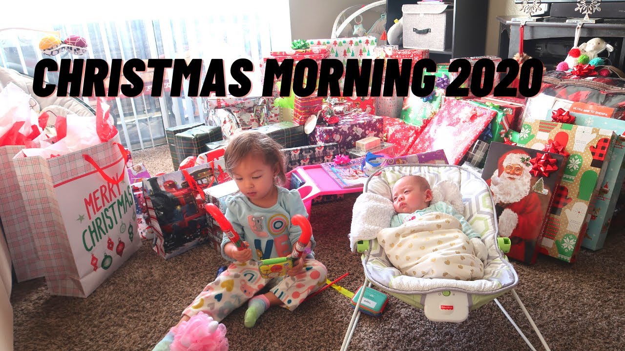 CHRISTMAS MORNING 2020 || OPENING CHRISTMAS PRESENTS 2020 || WHAT WE ...