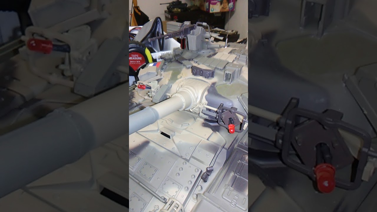 Heng Long t-90 red eyes install - YouTube