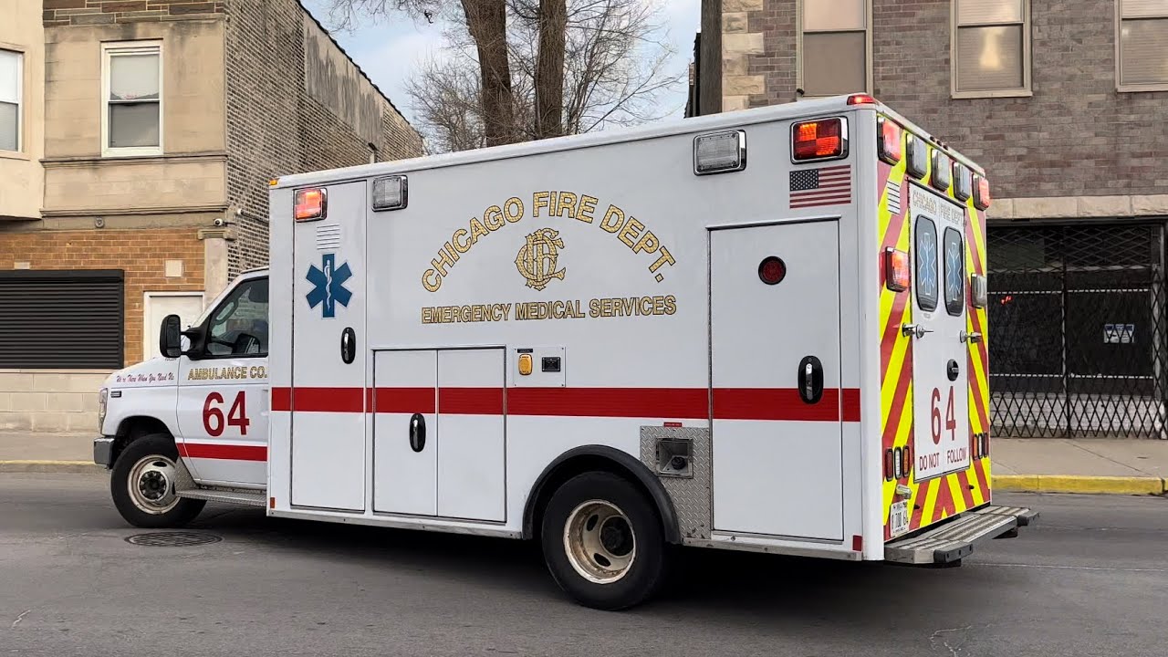 Chicago fire department ambulance 64 responding - YouTube