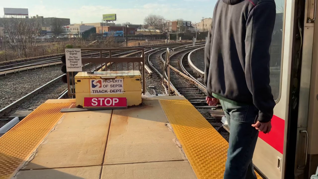 Septa Norristown high speed line. - YouTube