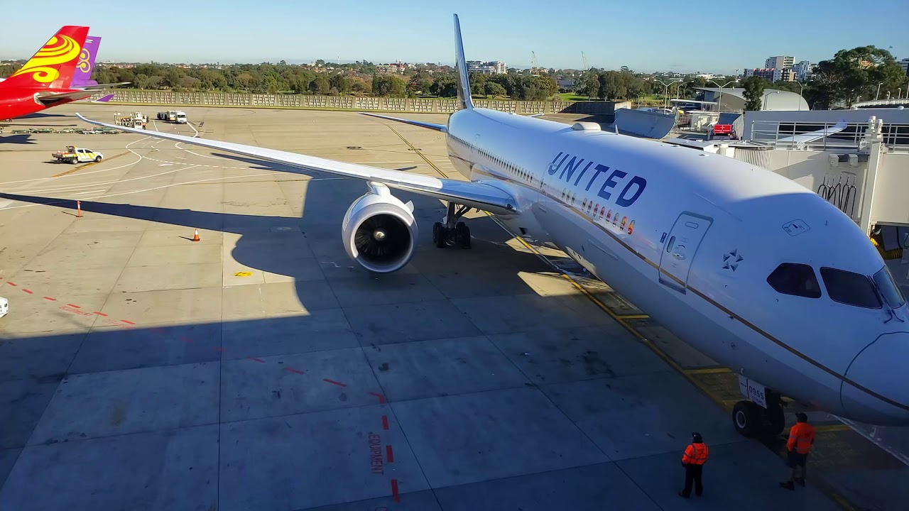 Engine Runup United 787-900. Engine Type GEnx-1B - YouTube