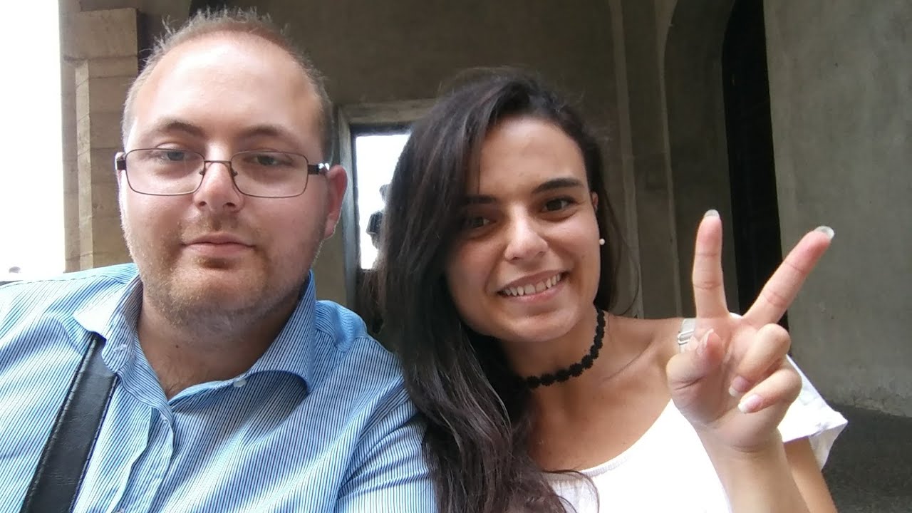 Vlog a Castel Dell' Ovo con Diana! - YouTube