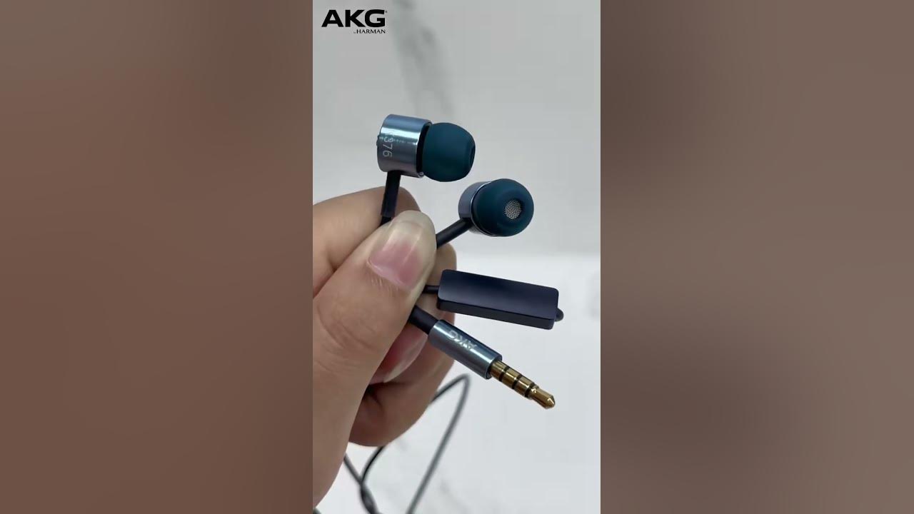 AKG K376 blue 1 - YouTube