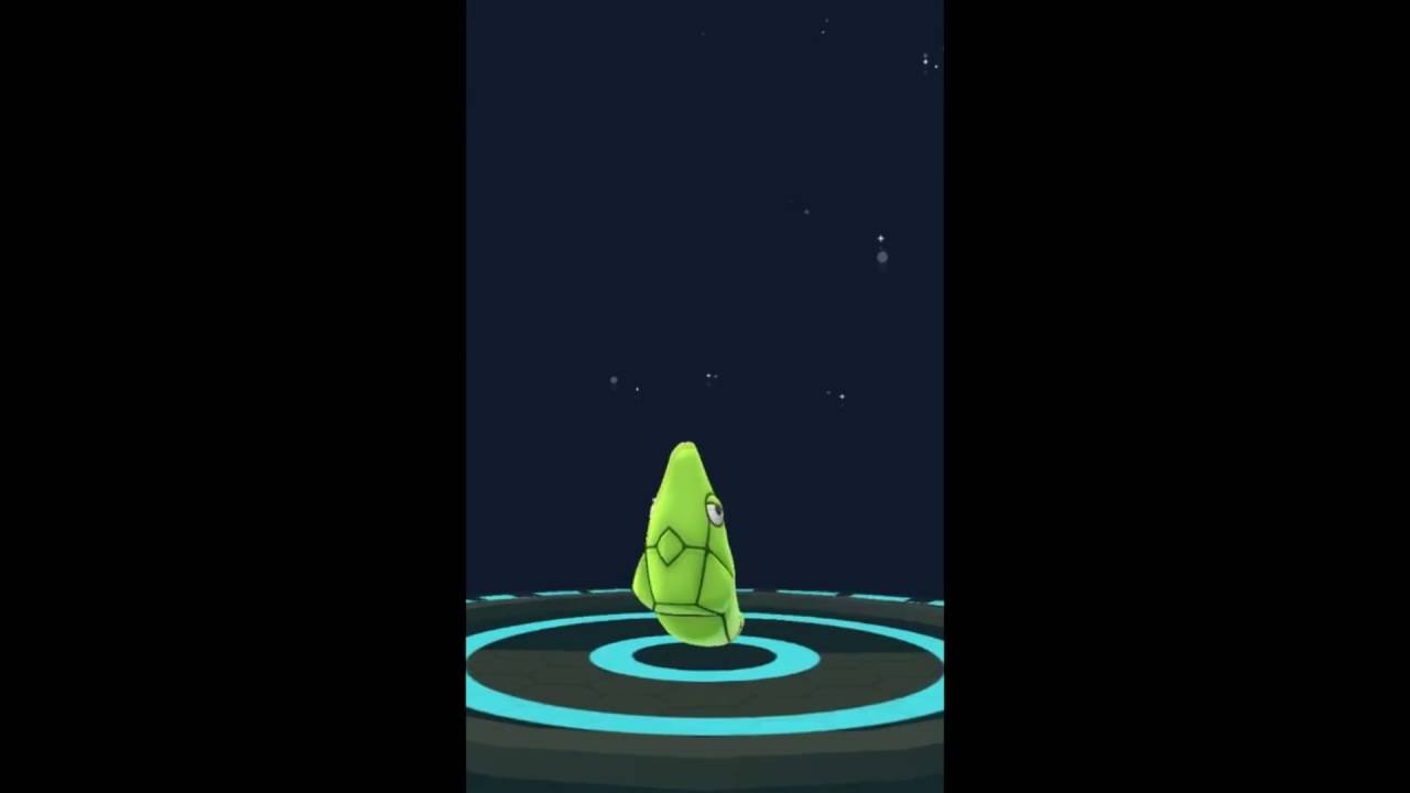 [EVOLUTION] Caterpie evolving into Metapod in Pokemon Go - YouTube