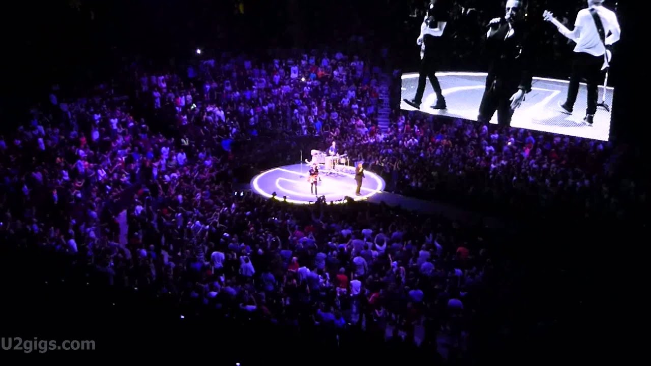 U2 Angel Of Harlem, Vancouver 2015-05-15 - YouTube