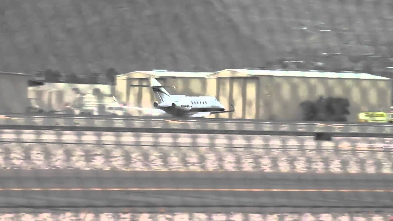 Check out this impressive #landing as a pilot touches down at Palm ...