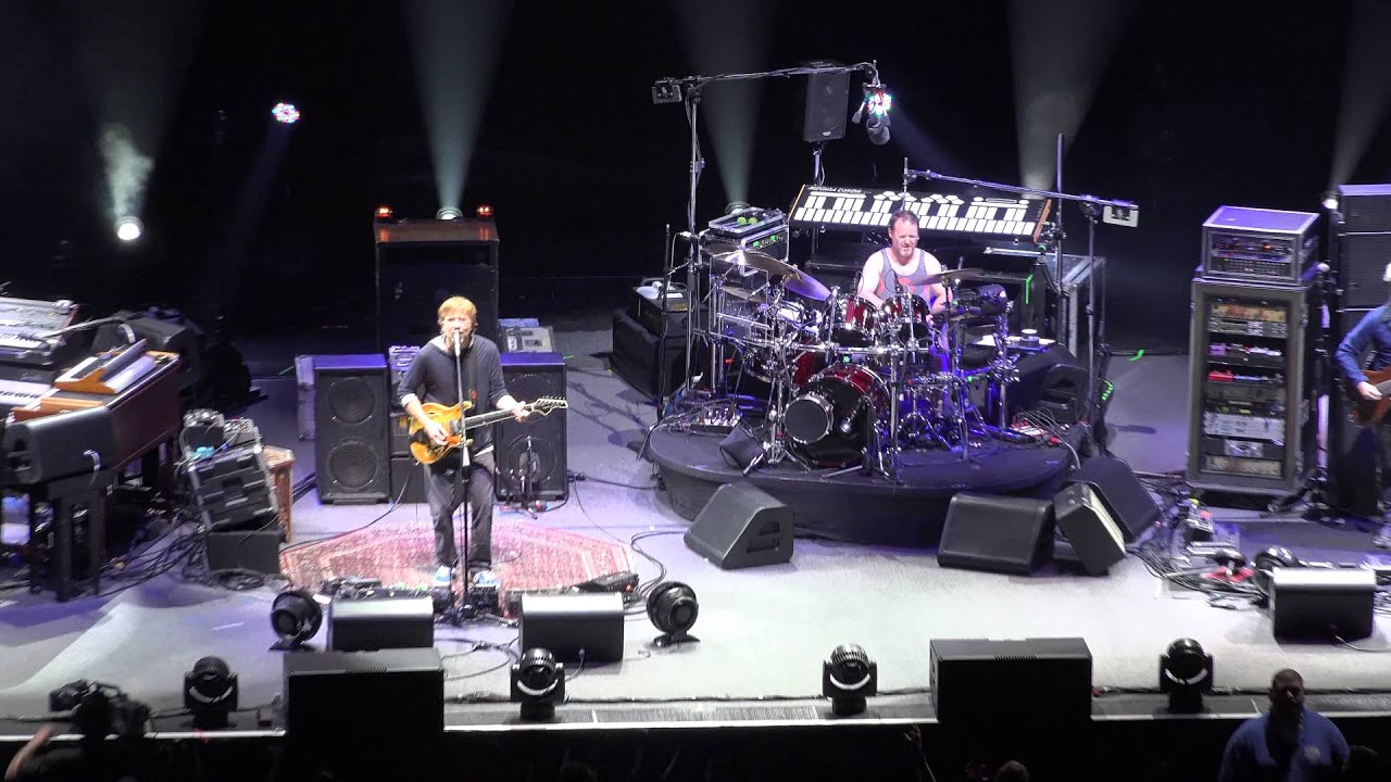Phish [EUG/OCT17/2014] Poor Heart into Sample in a Jar - YouTube