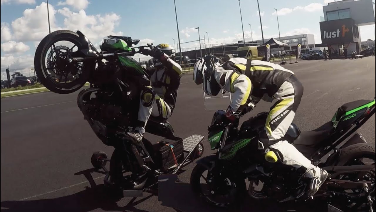 WHEELIESCHOOL: de beste manier om wheelies te leren? - YouTube