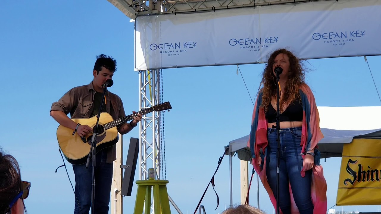 Kaitlin Butts and Cleto Cordero - It Ain't Me Babe - Mile0Fest - YouTube