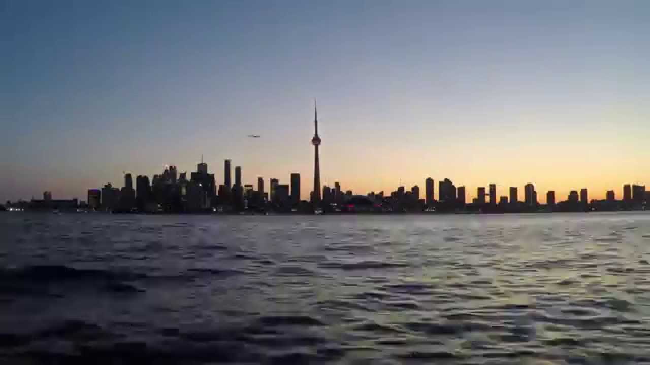 Toronto Skyline Night Time Lapse - YouTube