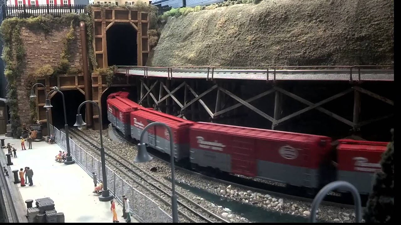 2014-07-19--- Lionel NYC Doubleheaded Legacy Mohawks with Pacemaker ...