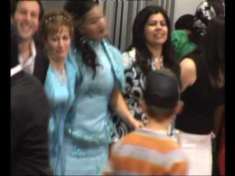 MAHSUN CIZIRI KOMA CIZIRA BOTAN raks gowend kurdische halay dügün 2008 004915204594886