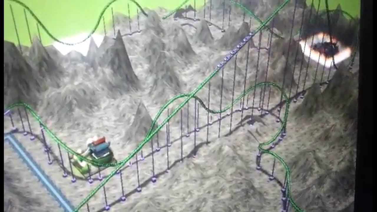 Terror Train Hyper Coaster - YouTube
