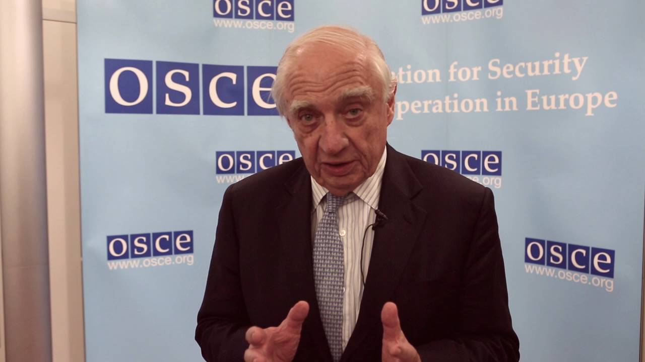 Peter Sutherland - Challenge of Migration - YouTube