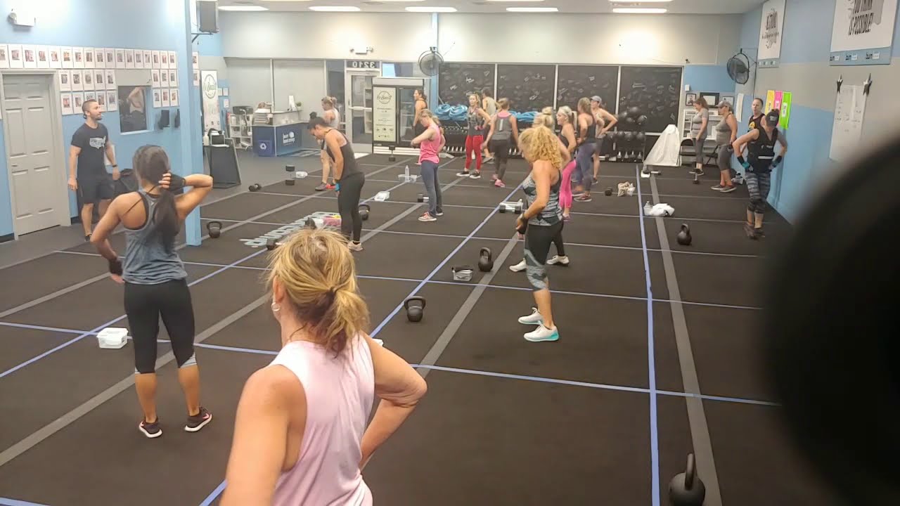 Leg Day EMOM - YouTube