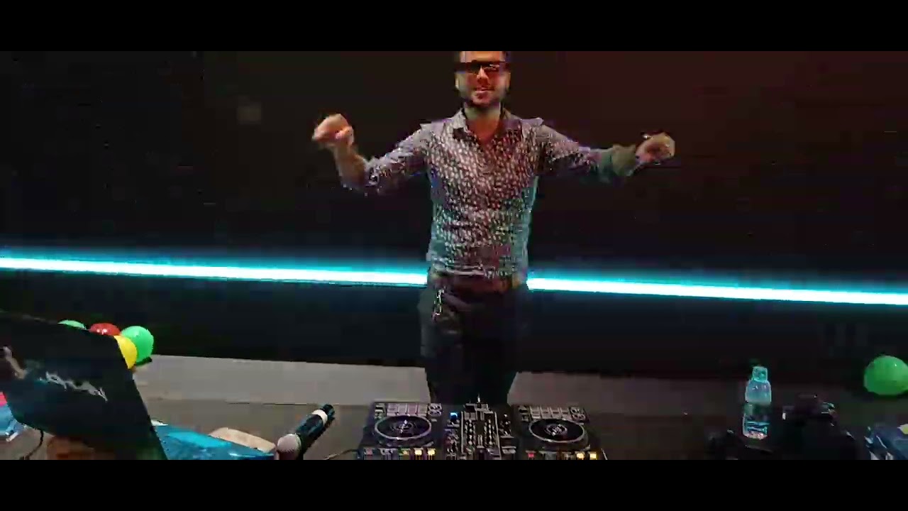 Herbalife Nutrition show (Dj Rohan) - YouTube