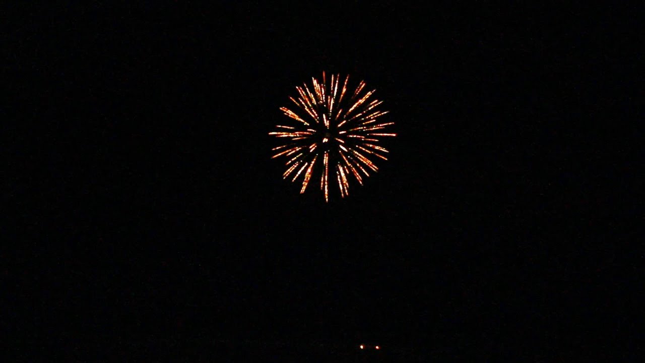 3 Inch Red Waves BDS3001 Display Fireworks Shell - YouTube