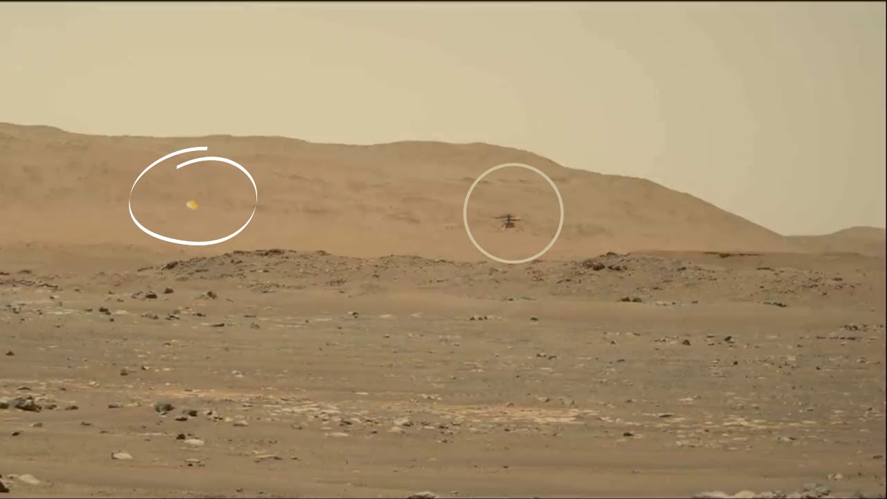 Mars Perseverance Rover Image shows object flies near Mars Helicopter ...