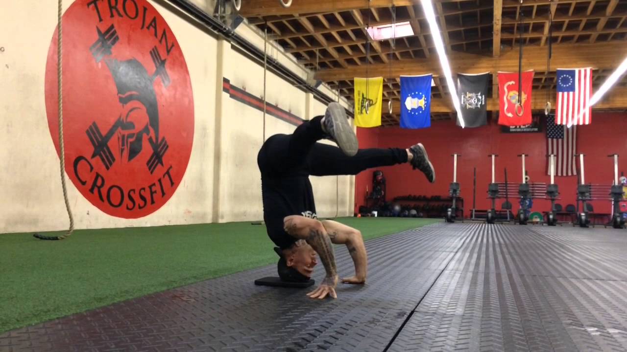 Creative Creature - Headstand Straddle Tutorial - YouTube