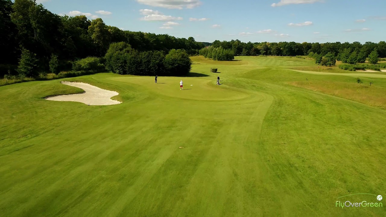 Garden Golf Forêt de Chantilly - drone aerial video - Chantilly - Hole ...