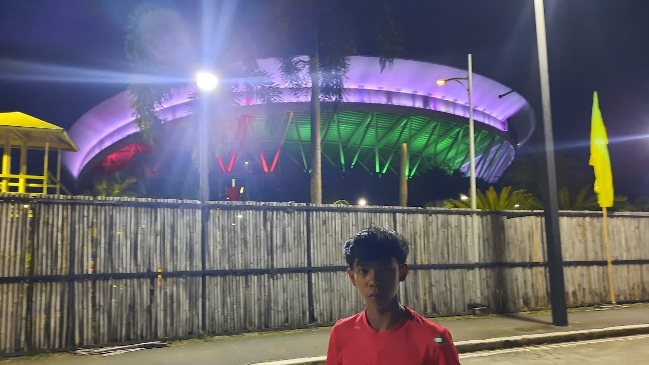 I VISITED THE WORLDS BIGGEST INDOOR ARENA YouTube i-visited-the-worlds-biggest-indoor-arena-youtube