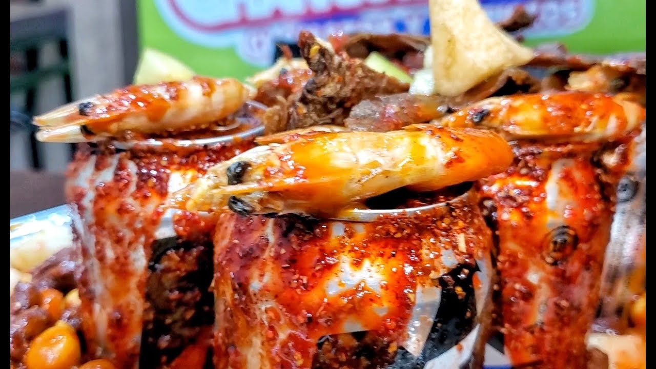 SIX DE CERVEZA CON CAMARONES Y BOTANA - YouTube