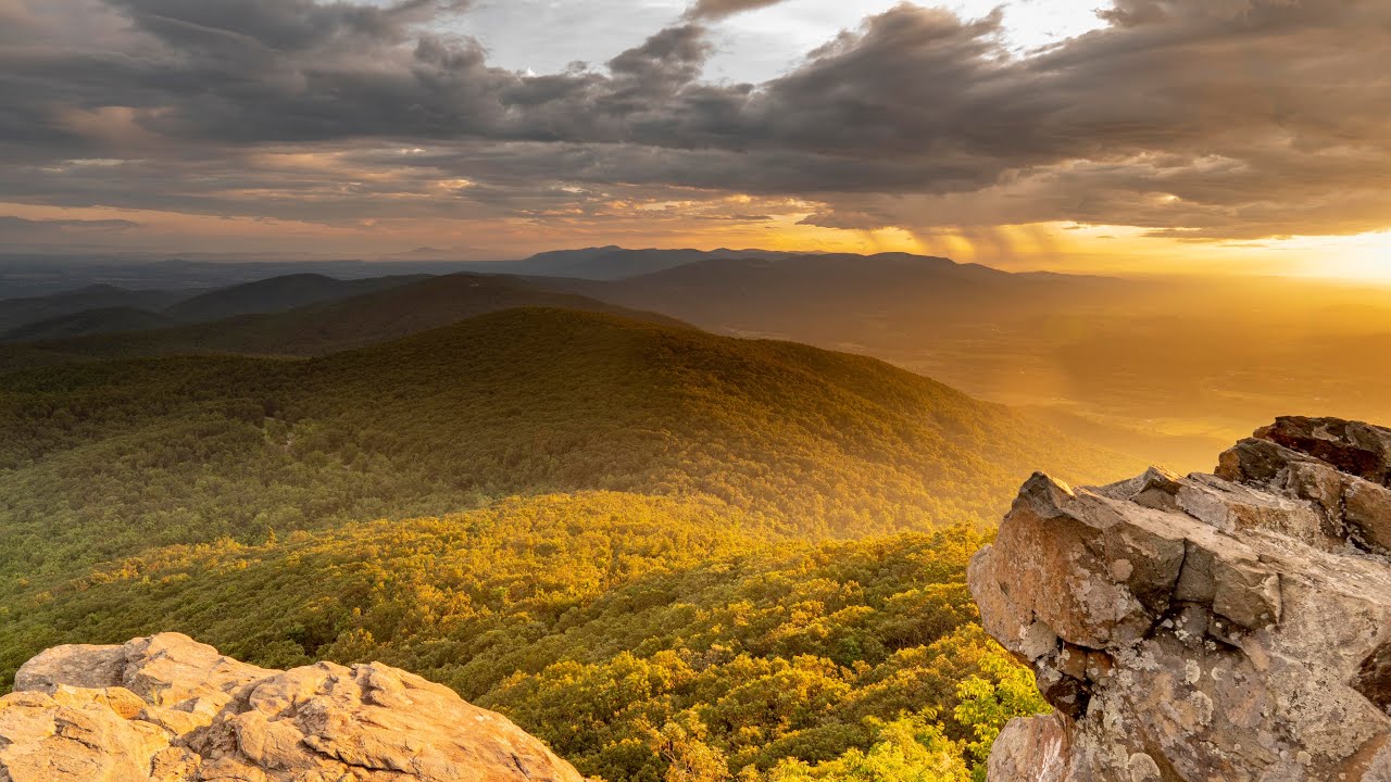 Humpback Rocks & Blue Ridge Parkway Time Lapse in 4k - YouTube